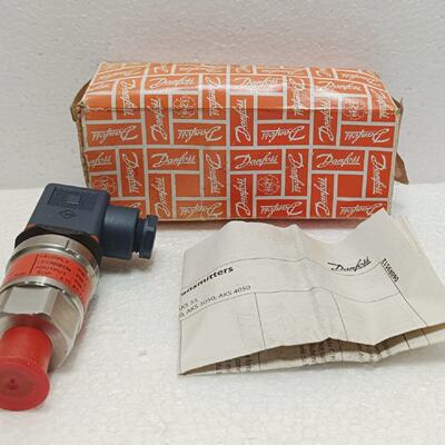 Danfoss AKS 2050 060G1055 Pressure Transmitter 125 Bar Ratio