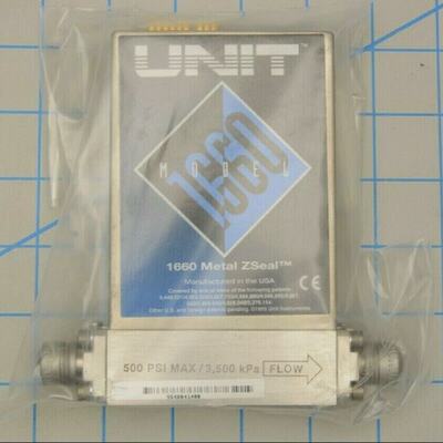 UFC1660 BC13  MASS FLOW CONTROLLER 200CC BC13 8008011002  UN