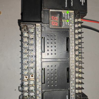 欧姆龙PLCCP1HX40DTD1.2版本成色如图，议价商品