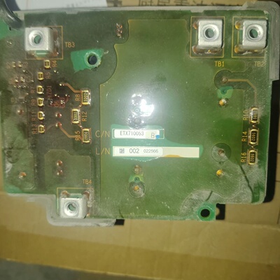 寻“”安川变频器CIMRVB4A0023FBA380V11