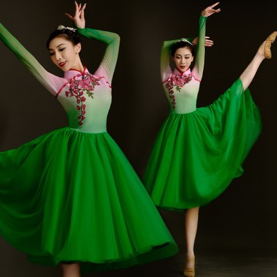 现代舞蹈演出服女时尚开场舞表演服装合唱歌伴舞广场舞连衣裙套装