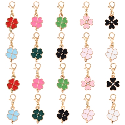 40个彩色合金四叶草钥匙扣