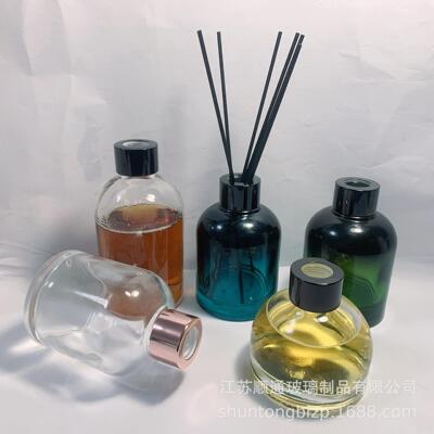 货供应001ml20现0毫升钟玻ST-80124璃香薰新款圆肩螺口方形圆形玻
