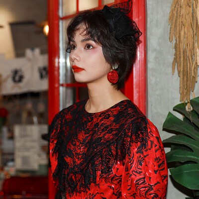 南君纱织女士港风复古收腰显瘦蕾丝红色玫瑰宫廷风连衣裙新款