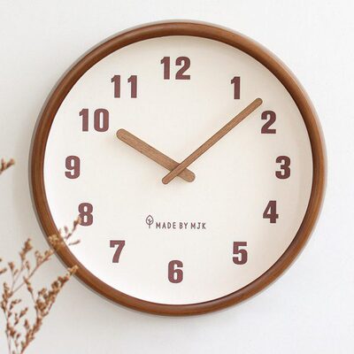 钟表实木挂钟日式客厅家用石英挂表时钟挂墙简约现代时尚KMJ静音