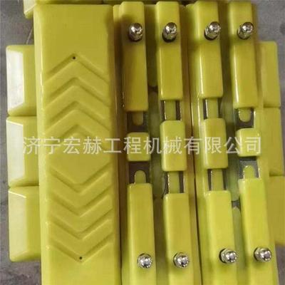 挖掘机R80-7牛筋履带板胶块R225-9橡胶胶块卡扣钩机履带板垫块