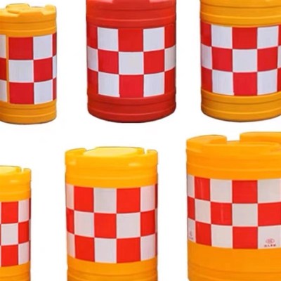 福建交通设施公路防撞桶道路防撞桶高速公路隔离防护筒滚塑防撞