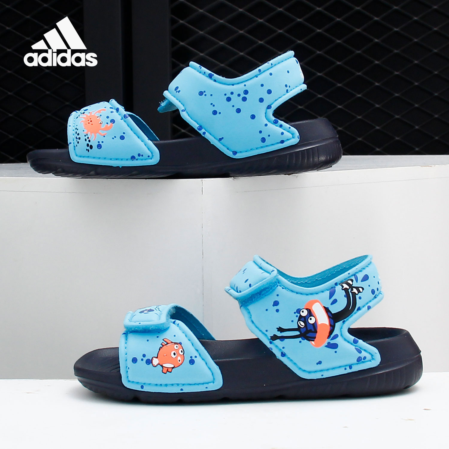 Adidas/阿迪达斯正品儿童时尚露趾魔术贴运动沙滩凉鞋 EG2180