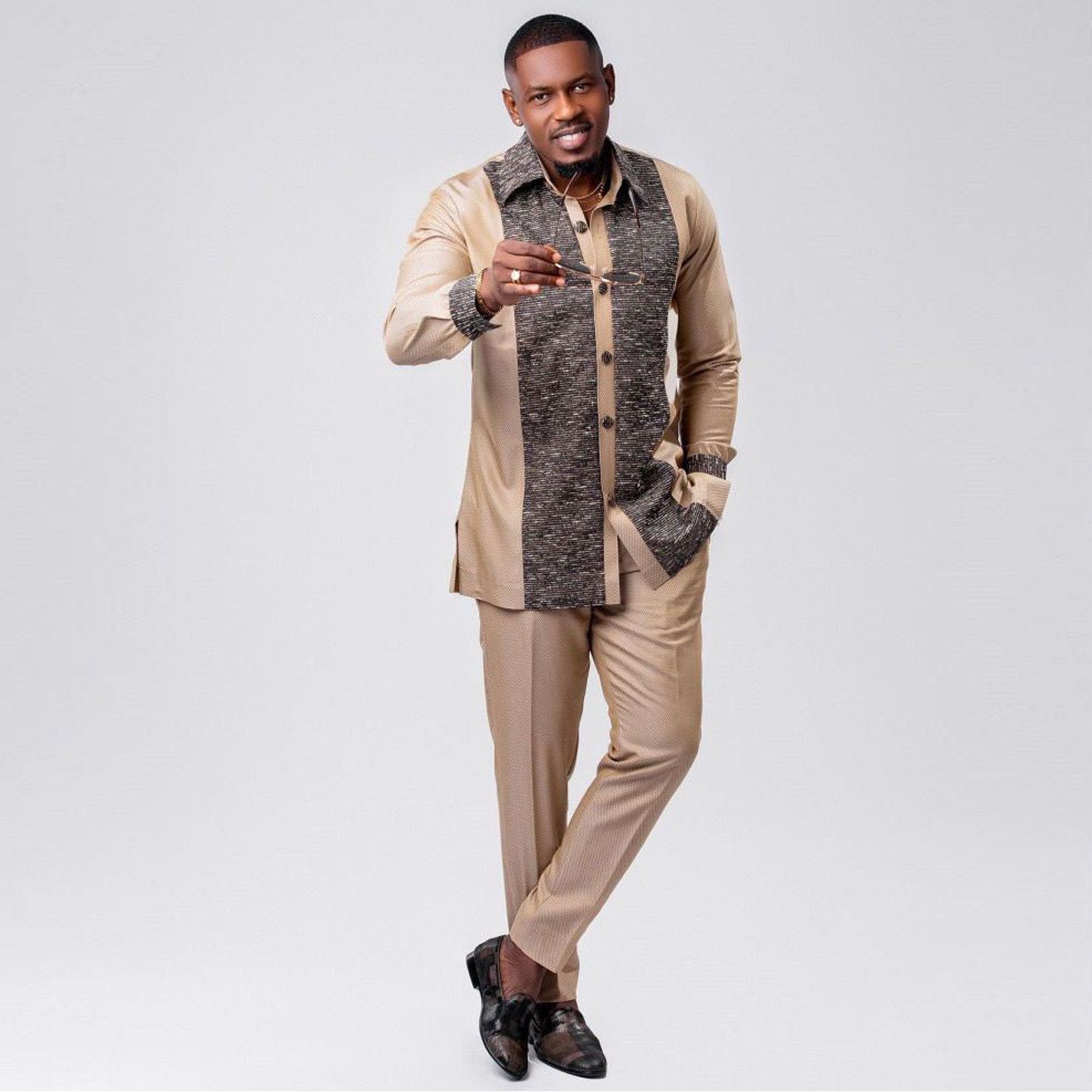 Kaftan Elegant Men Suit非洲男士传统巴服宴会礼服套装民族服饰