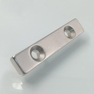 强力磁铁矩形50X10X3 50X10X5Mm双孔稀土钕铁硼磁铁