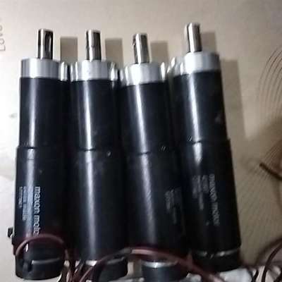 议价maxon大扭矩低速电机24v159：1输出轴8mm转数