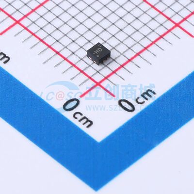 TLV70228QDSERQ1 WSON-6(1.5x1.5) 2.8V 300mA 线性稳压器(LDO)