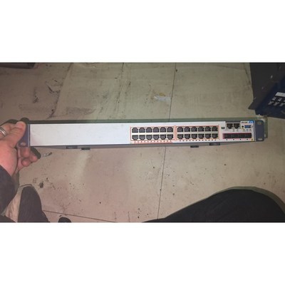 中兴ZXR10 5228F-AC 24千兆+4光口万兆网管交