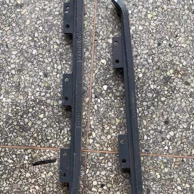 潍柴雷沃RG70领航金刚履带收割机配件原厂70金刚导轨(一前一后)