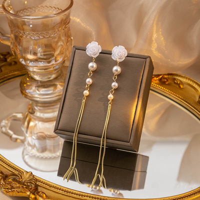 银针山茶花珍珠耳环31