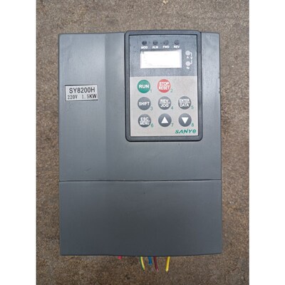 上海新尔变频器SY8200H-2S1R5G 220V  1.