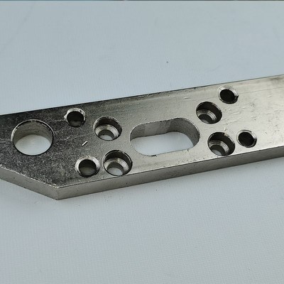 P650V老款爪旋组接板手臂结构梁下接板固定4孔螺丝固定爪旋组