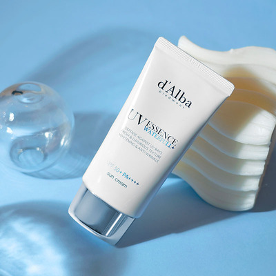 d‘Alba 黛尔珀韩国白松露水漾精华小蓝伞化学防晒霜通勤防蓝光