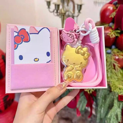 水贝足金999黄金新年送礼礼盒KT猫噜噜包蜡笔小新挂绳钥匙扣挂件