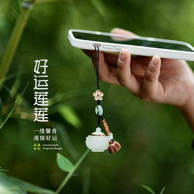 夜光莲花香囊香丸挂件香囊球镂空B随身香丸球吊坠香薰扩散器扩香