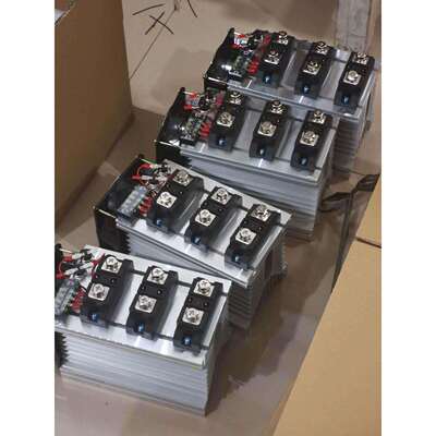 工业级固态继电器成套300A200AH3300ZF60A400A120AH3200ZE H3100Z