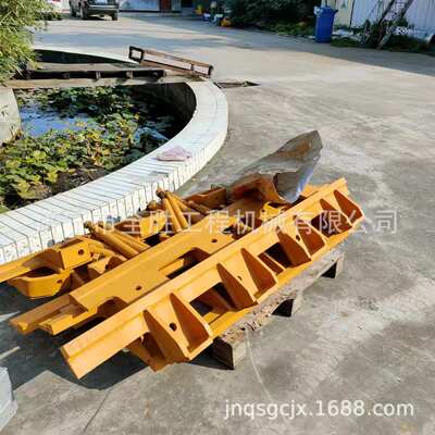 供应SD32推土汽缸盖 3418529缸体 曲轴 发动机四配套 变矩器