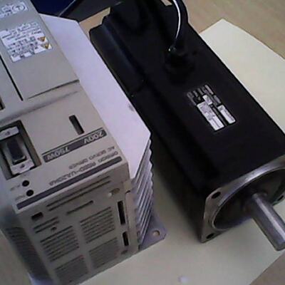 询价-R88MKE10030H