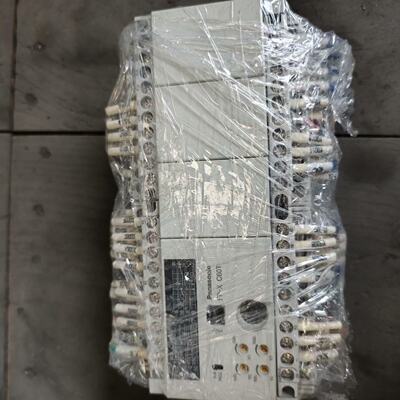 松下PLC控制单元FPXC60T议价
