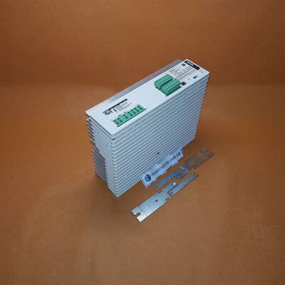 Lenze Variateur De Frquence Type 33.8204E  33.8204E.0A.01  2