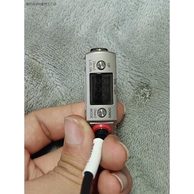 基恩士KEYENCLR-ZH5激光