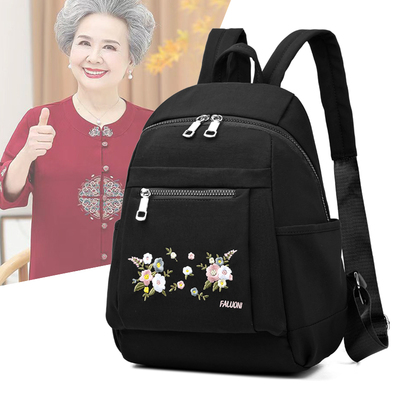 老年人双肩背包女休闲轻便短途旅行妈妈款中老年女士书包防水耐脏