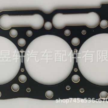 供应 久保田D1105发动机1G063-03310的气缸盖