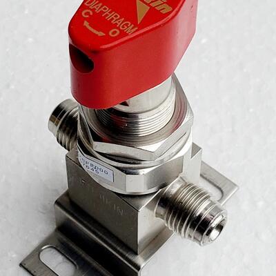 Vanne À Membrane FUJIKIN 316L-P C N° 067645