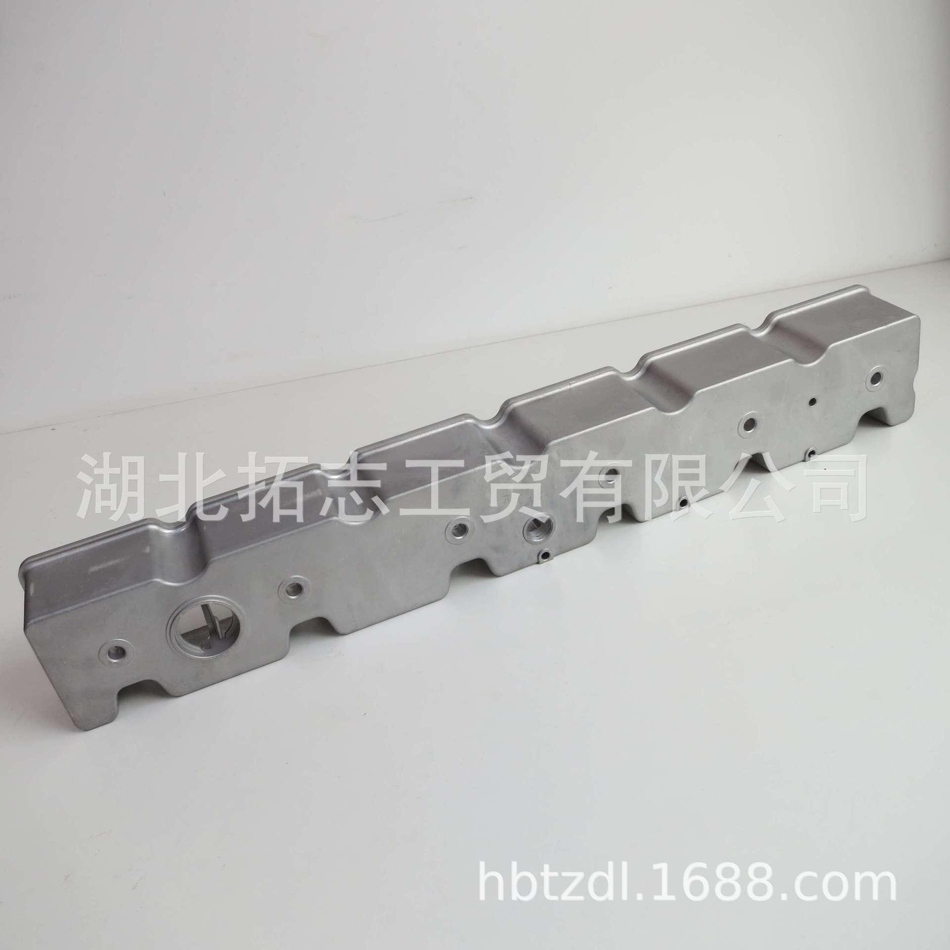 湖北拓志提供内燃机零部件气门室罩盖3930903