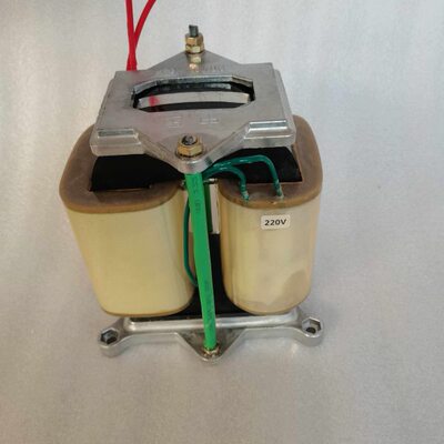 隔离变压器功率2000W输入220V 输出3000V4000V5000V13500