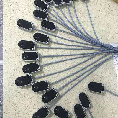 必得客检测非金属环状插入型检测接近开关，型号C1PN-R1020P