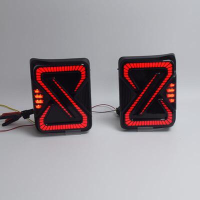 适用印度车系THAR专用LED流光转向灯三功能后尾灯