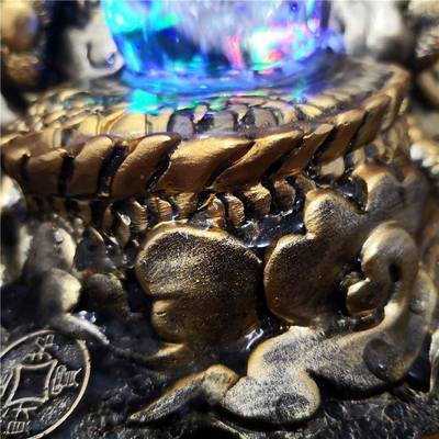 厂家直销流水摆龙ZSX桌面办公室式中树件脂工艺礼品产货地源