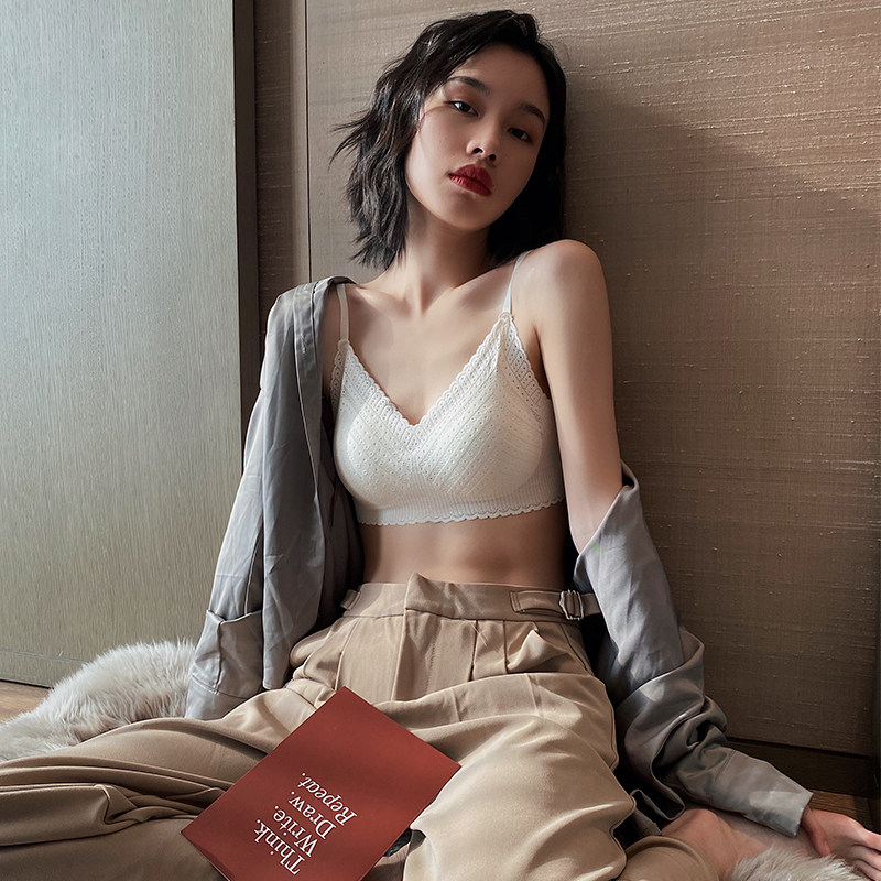 无痕内衣女薄款收副乳防下垂胸罩新款2021爆款无钢圈大胸显小文胸