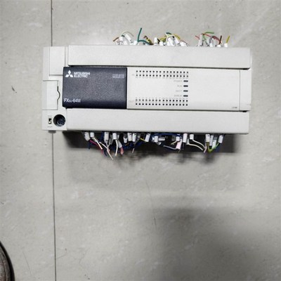 PLC FX3U-64MT/ES-A 功能正常 成色轻微