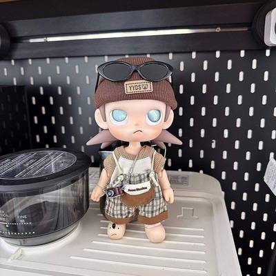 往zsig向820之娃衣BJDa1/8分20cm可动人偶嘎子姐秋装衣服处套装着