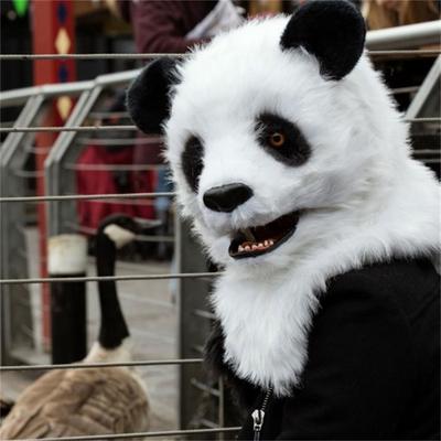 WILDBEAST新 可爱熊猫头套毛绒仿真动物面具人戴跨年道具嘴巴会动