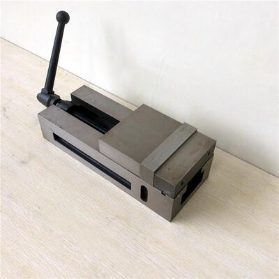 角固虎式精密平口钳4寸6寸光面直QVX角钳C中心平口钳100160MCNM