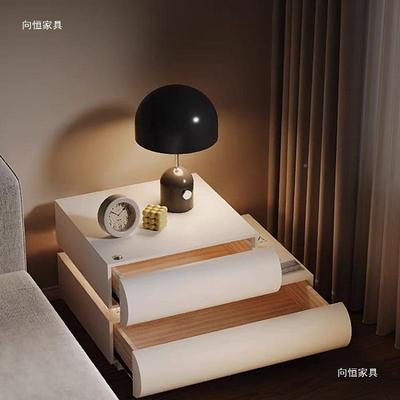 室网红床头柜意式卧极家用皮质简新款实木HCU白色收纳床边储柜物