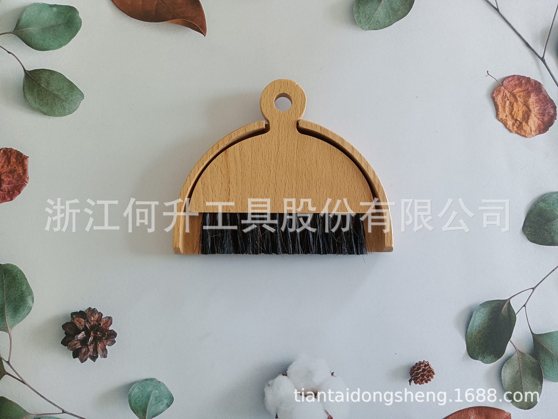 厂家生产榉木马毛簸箕套装,实木桌面清洁套装键盘刷迷你除尘刷