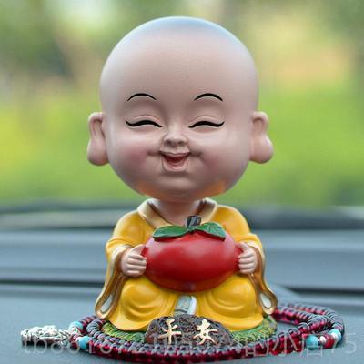 高档车摆件爱男女个性创意摇头卡通汽公饰仔车内车载娃可娃装用品