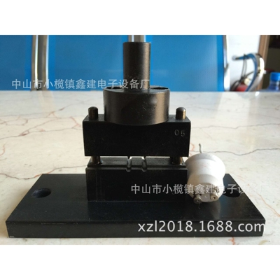LED灯GX53GU10/MR16/T5T8灯头电源线压线机治具打点铆接切线模具