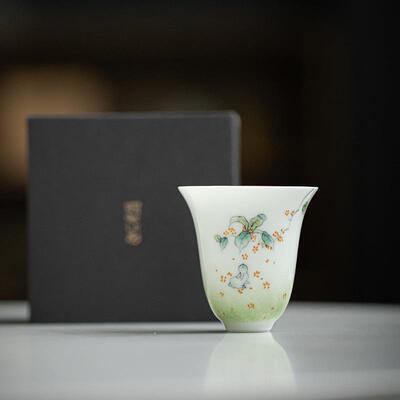 明知山志 墨染手绘玉兔茶杯 家用陶瓷喝茶单杯 小苍翠文人品茗杯