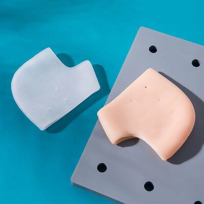 Silicone Heel Protector Sleeve for Moisturizing and Preventi