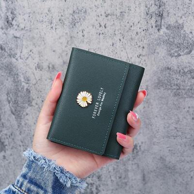 Women Wallets Daisy Pattern Three-fold Leather Wallet Multi-